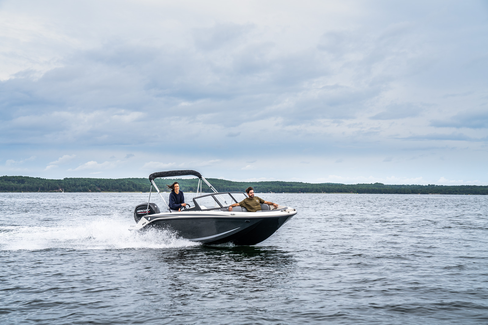 Bayliner Element M-17 - Holland Sport Boat Centre