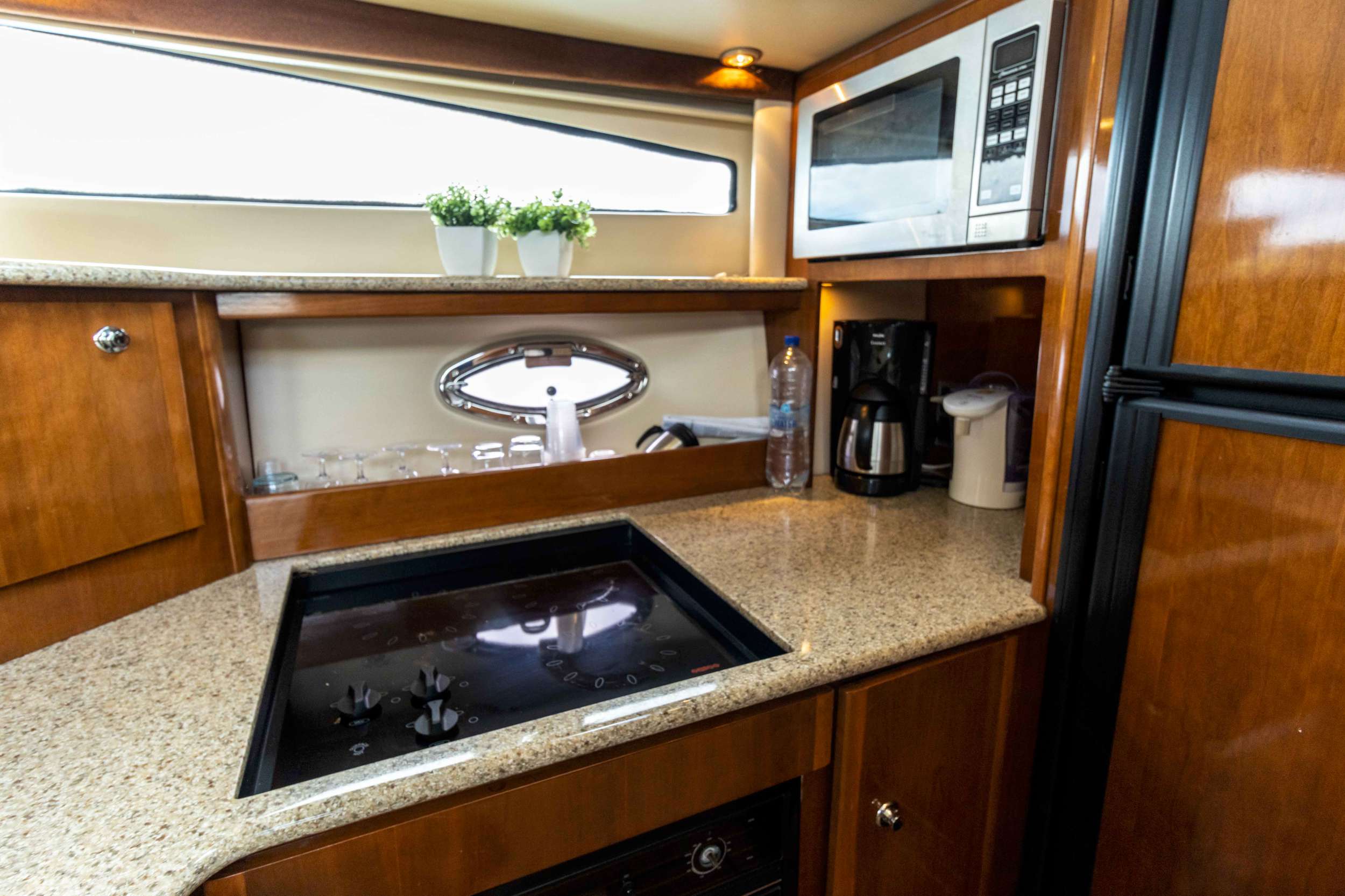 MERIDIAN YACHTS 459 MOTORYACHT - Holland Sport Boat Centre