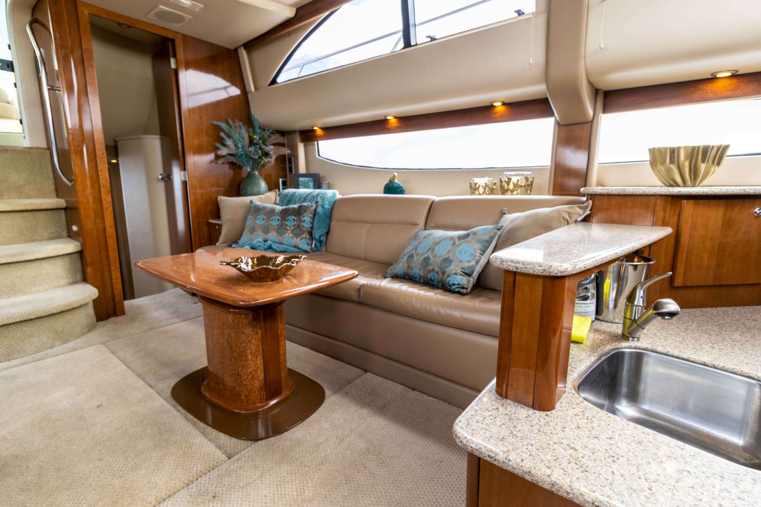 MERIDIAN YACHTS 459 MOTORYACHT - Holland Sport Boat Centre