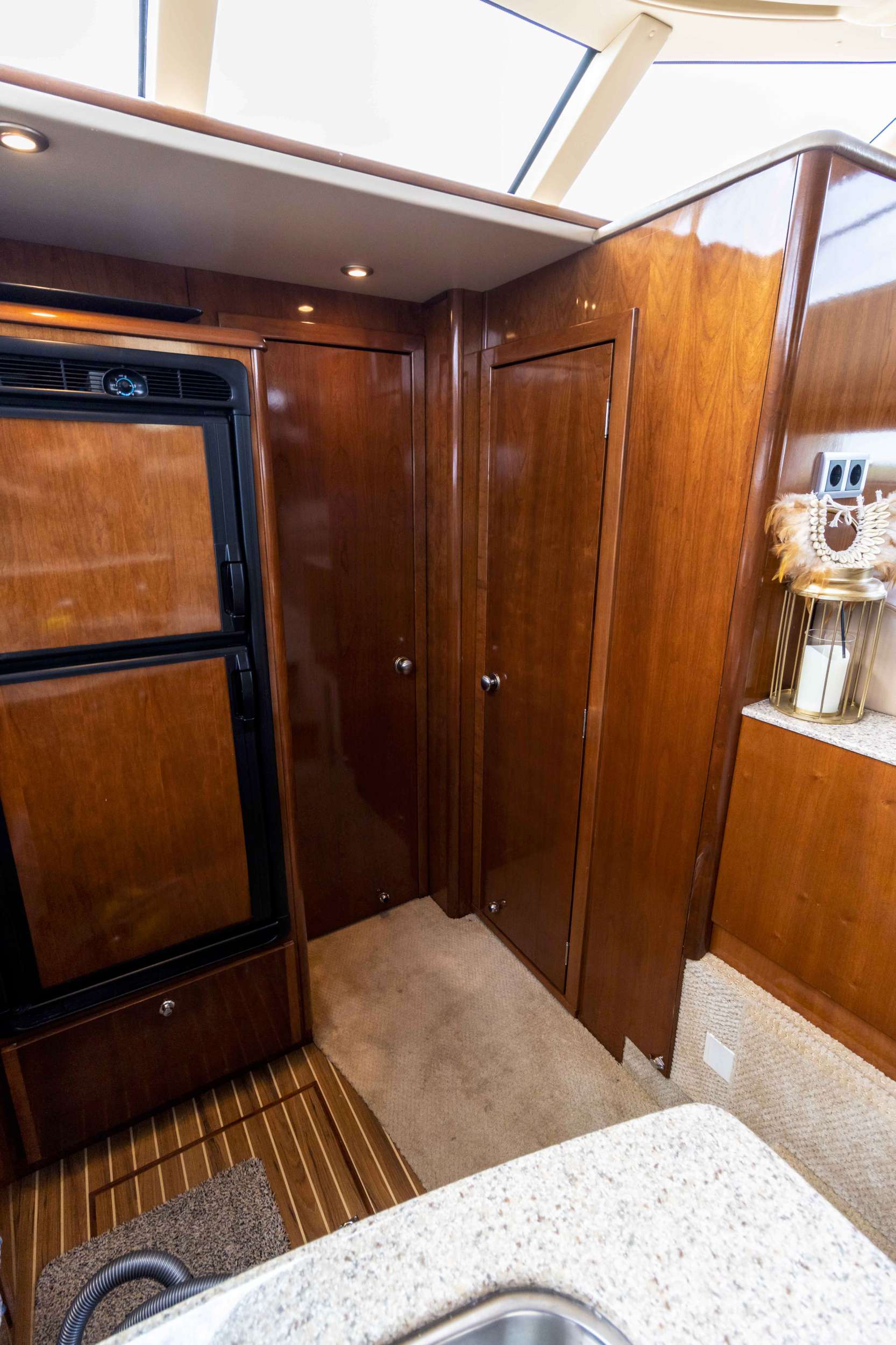 MERIDIAN YACHTS 459 MOTORYACHT - Holland Sport Boat Centre