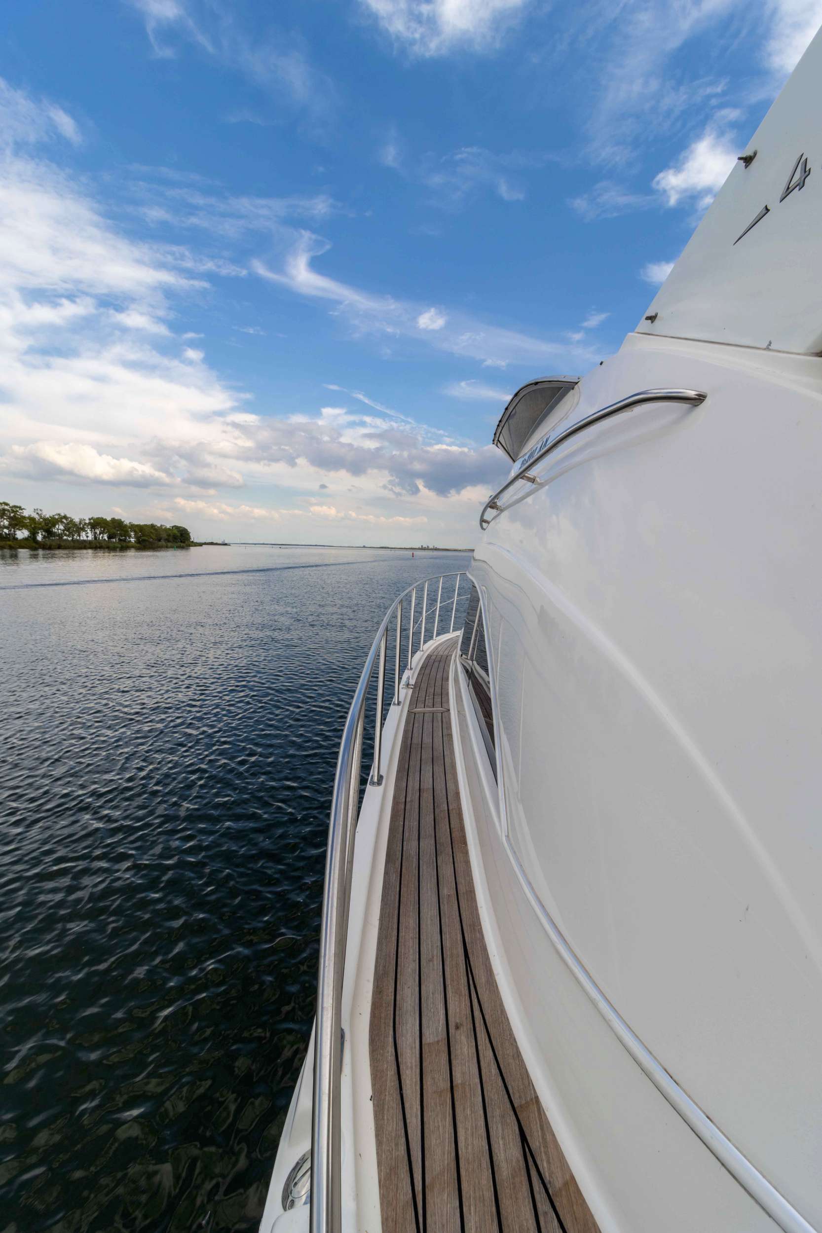 MERIDIAN YACHTS 459 MOTORYACHT - Holland Sport Boat Centre