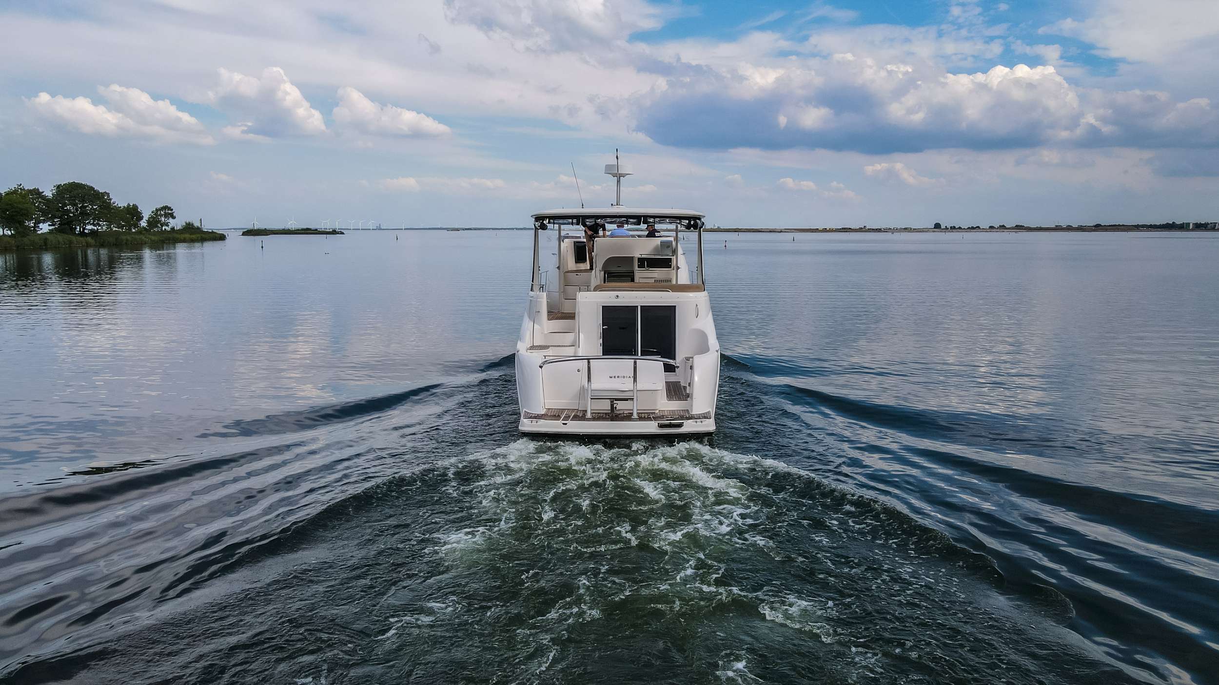 MERIDIAN YACHTS 459 MOTORYACHT - Holland Sport Boat Centre