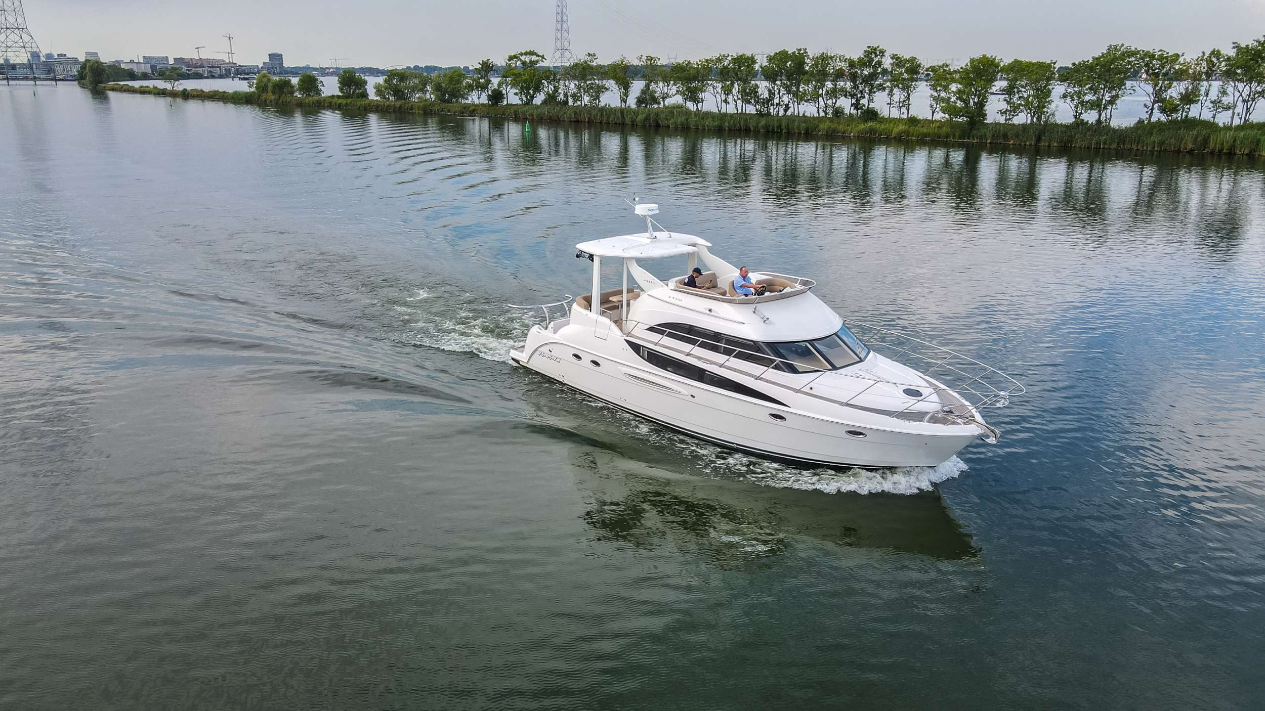 MERIDIAN YACHTS 459 MOTORYACHT - Holland Sport Boat Centre