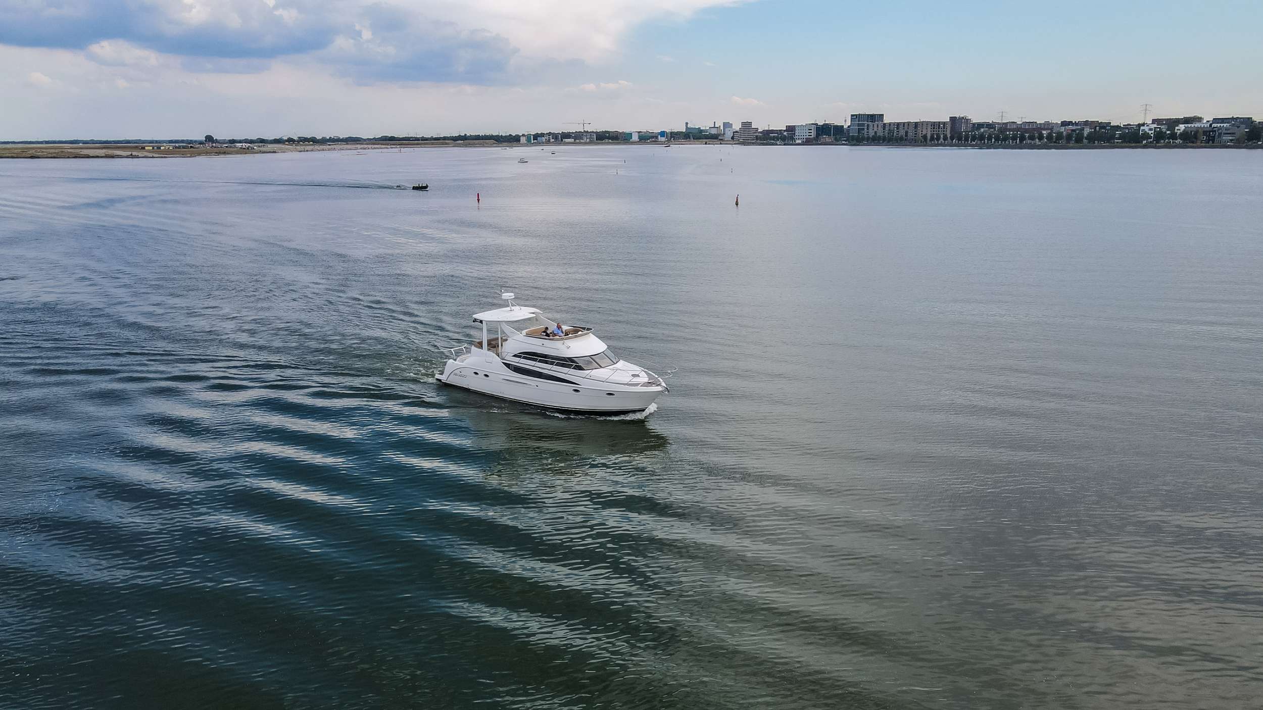 MERIDIAN YACHTS 459 MOTORYACHT - Holland Sport Boat Centre