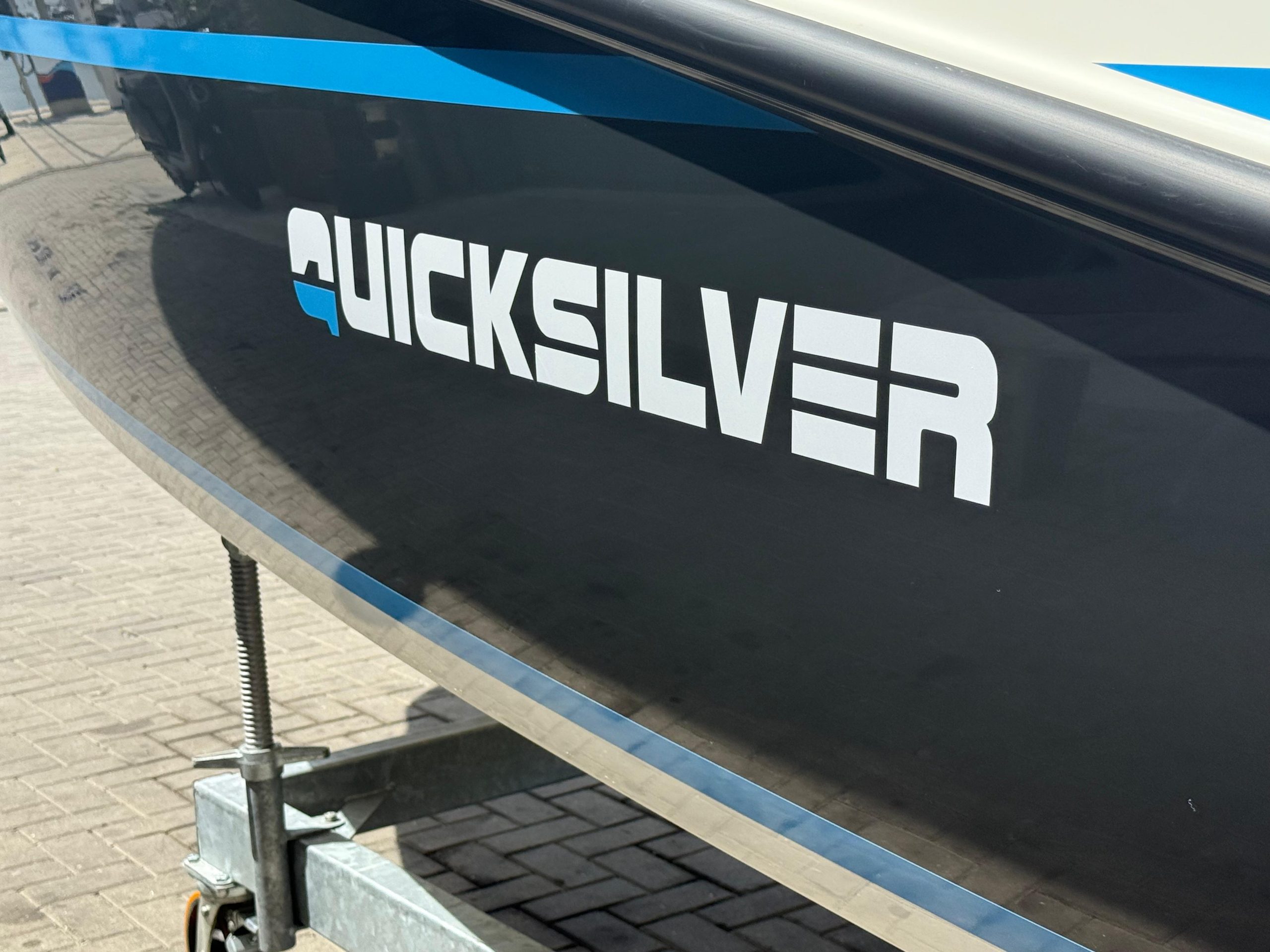 Quicksilver 705 Open (MY2025) - Holland Sport Boat Centre